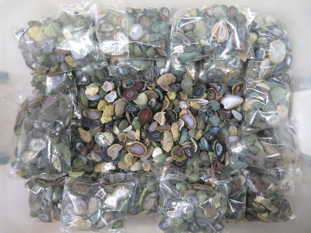 Cut and Polished Tabasco Geode Halves Jewlery Mexican Agates J.H ...